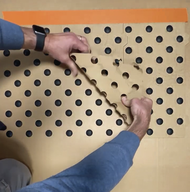 «ROM.PLOT PLAK» Studs